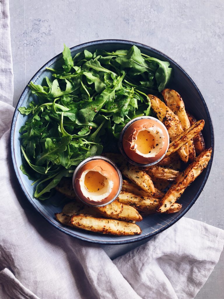 Oeufs coques et frites mouillettes - Clemfoodie
