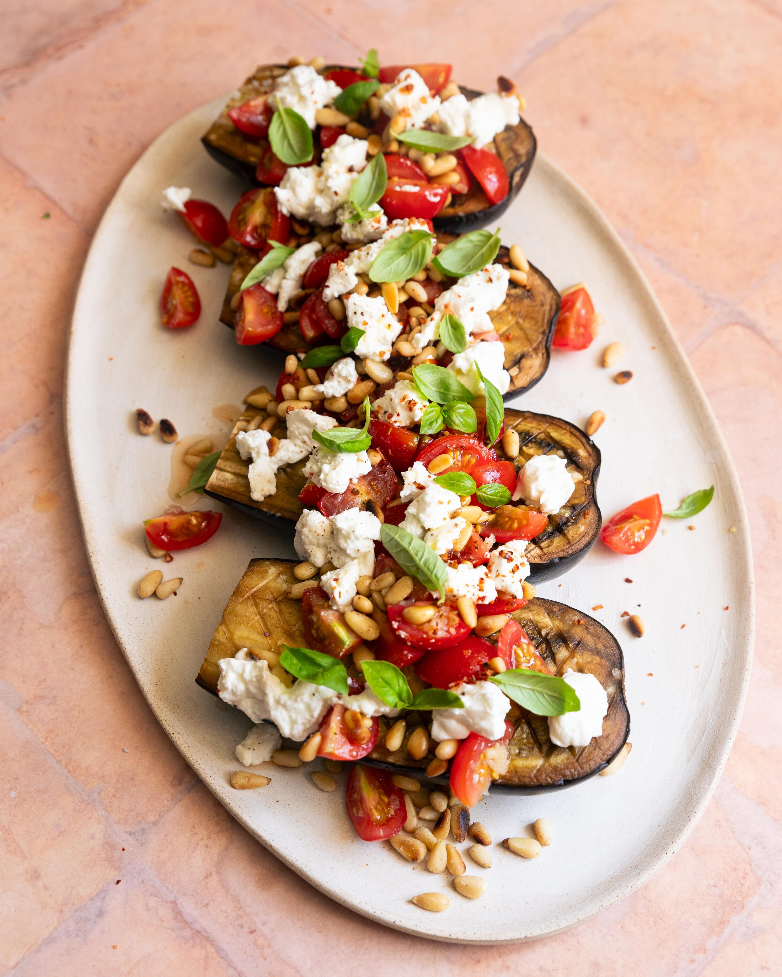 Aubergines rôties, tomates et chèvre frais - Clemfoodie